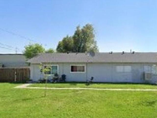 2 Br, 1 bath, Condo 1782 Woodland Dr