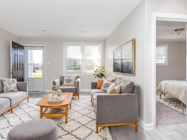 2 Br, 1 bath, Condo 1814 Onslow Dr