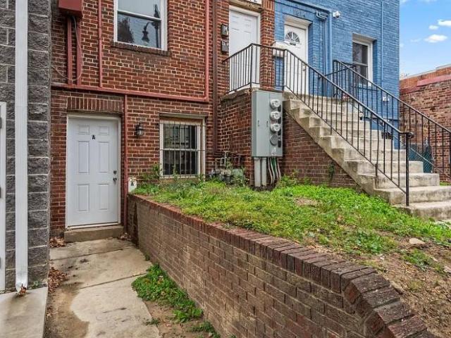 2 Br, 1 bath, Condo 1812 Benning Rd NE