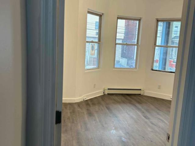 2 Br, 1 bath, Condo 181 Neptune Ave