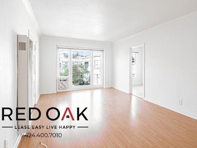 2 Br, 1 bath, Condo 1828 N Edgemont