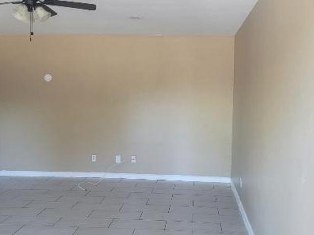 2 Br, 1 bath, Condo 1852 Robin Lane