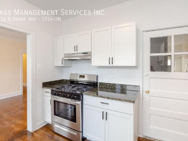 2 Br, 1 bath, Condo 1914 N Drake Ave