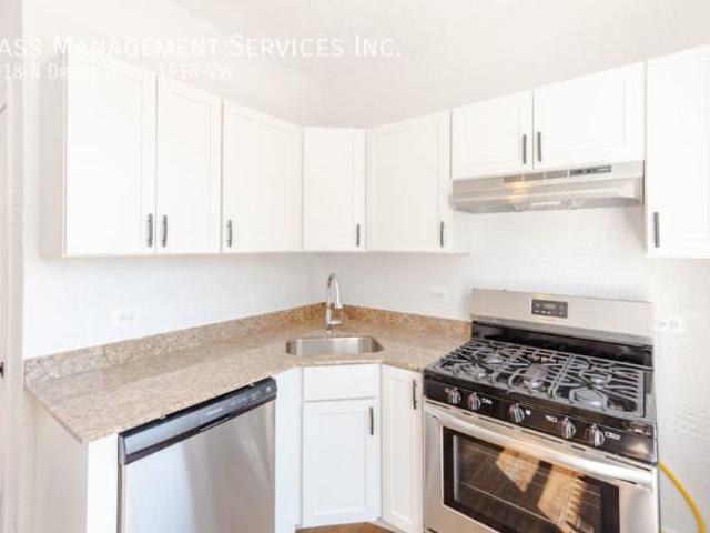 2 Br, 1 bath, Condo 1918 N Drake Ave