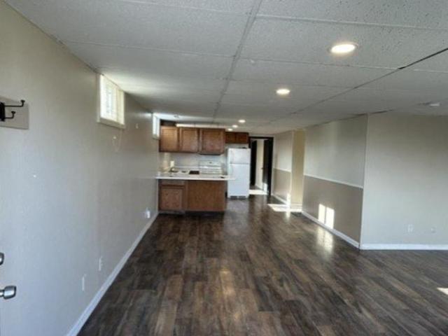2 Br, 1 bath, Condo 1918 1920 Knight Street