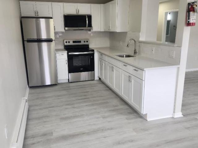 2 Br, 1 bath, Condo 1919 N Missouri Ave