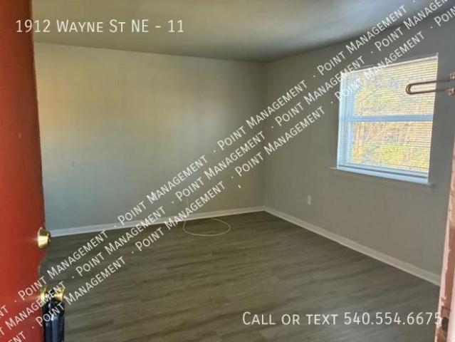 2 Br, 1 bath, Condo 1912 Wayne St NE