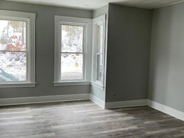 2 Br, 1 bath, Condo 191 Mechanic St