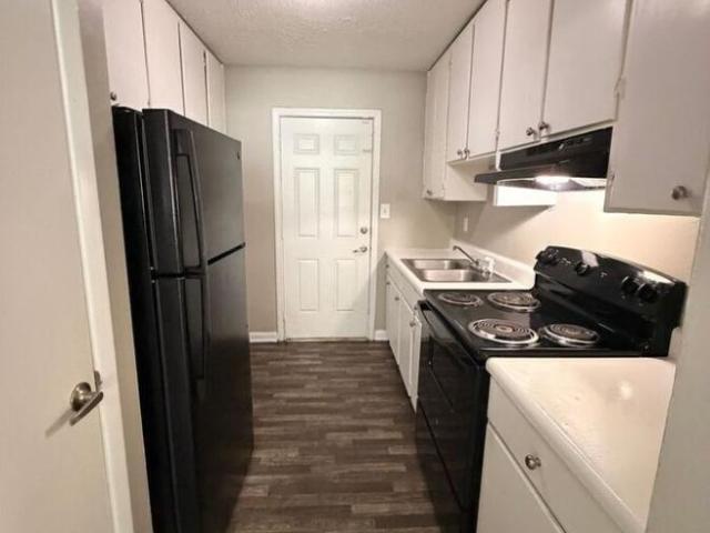 2 Br, 1 bath, Condo 192 Amethyst Drive