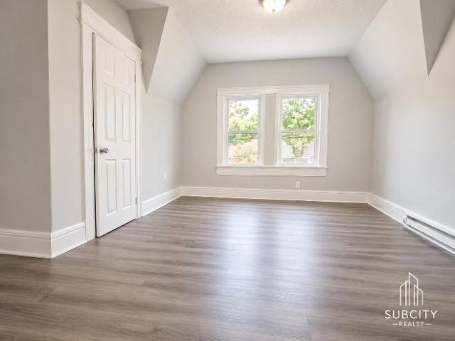 2 Br, 1 bath, Condo 192 Seymour Ave