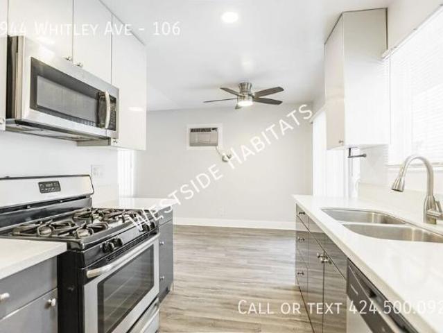 2 Br, 1 bath, Condo 1944 Whitley Ave