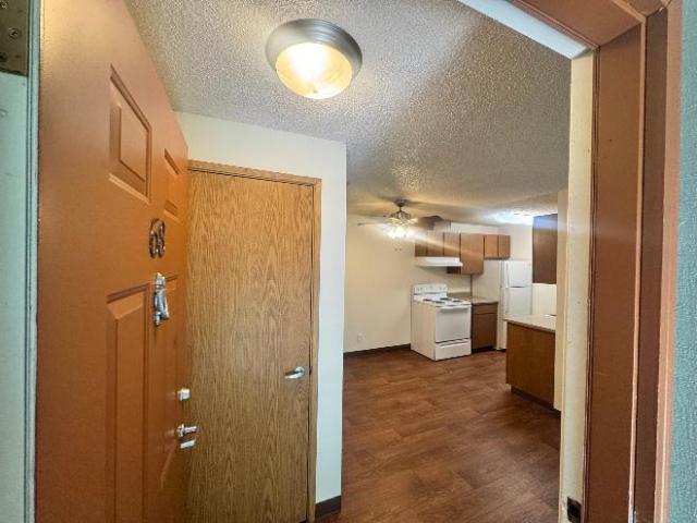 2 Br, 1 bath, Condo 19655 SW 65th Ave