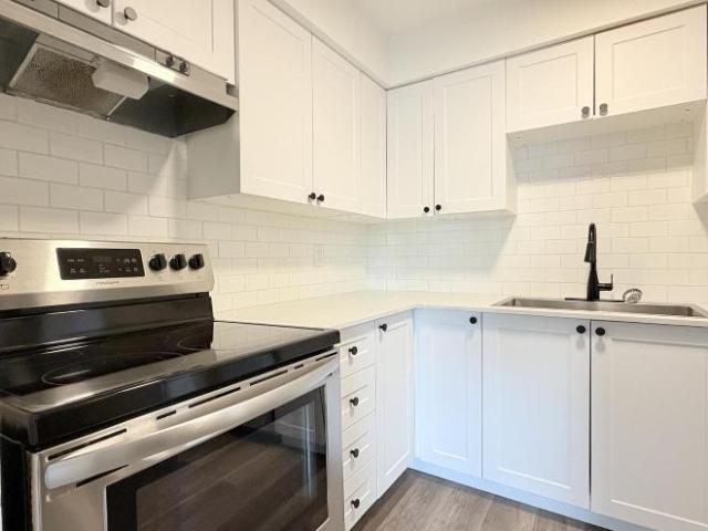2 Br, 1 bath, Condo 1985 Westcott Rd
