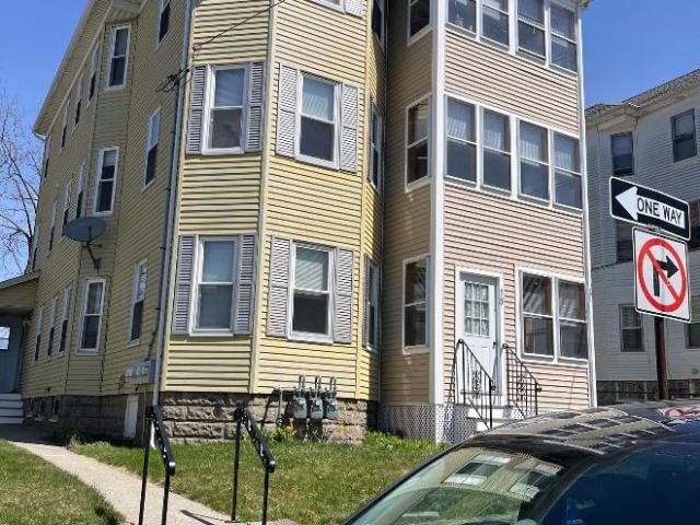 2 Br, 1 bath, Condo 19 King Philip Rd
