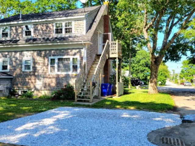 2 Br, 1 bath, Condo 1 Lafayette Ave