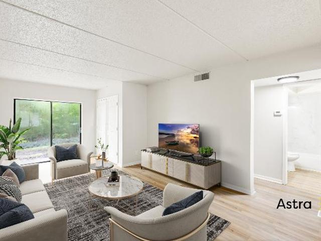 2 Br, 1 bath, Condo 2007 Alpine Rd