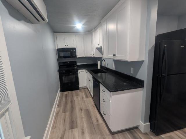 2 Br, 1 bath, Condo 2008 George St