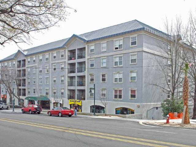 2 Br, 1 bath, Condo 2002 Greene St