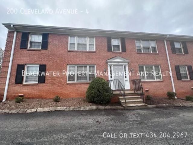 2 Br, 1 bath, Condo 200 Cleveland Avenue