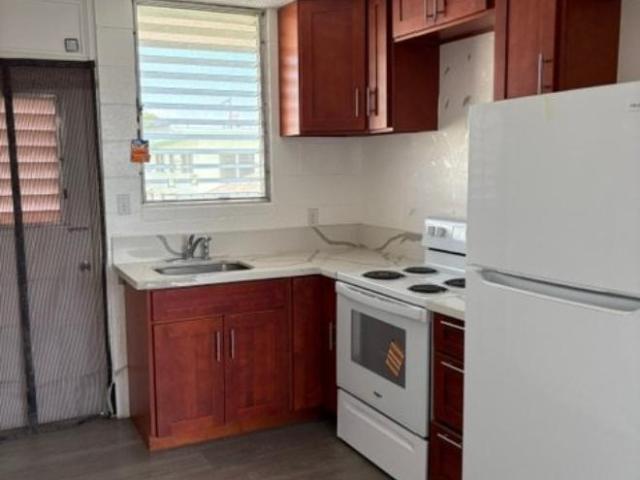 2 Br, 1 bath, Condo 2019 Waiola St