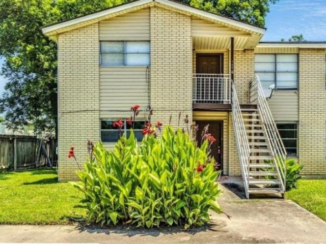 2 Br, 1 bath, Condo 20105 San Marcos Hwy