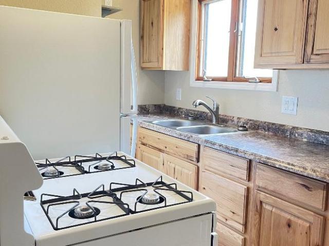 2 Br, 1 bath, Condo 2013 North Ave West