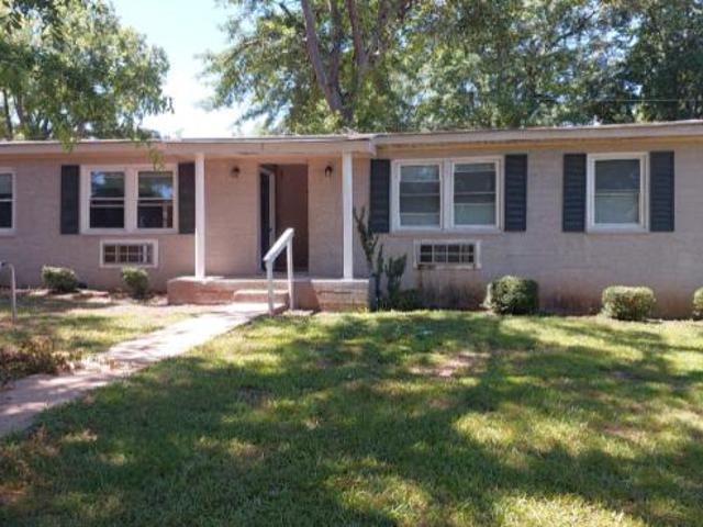 2 Br, 1 bath, Condo 201 Chandler Dr