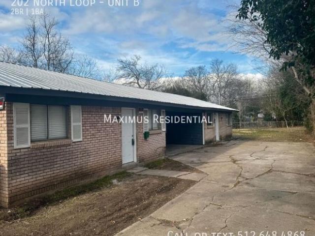 2 Br, 1 bath, Condo 202 North Loop