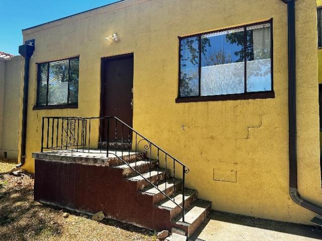 2 Br, 1 bath, Condo 2035 E 18 Th Ave