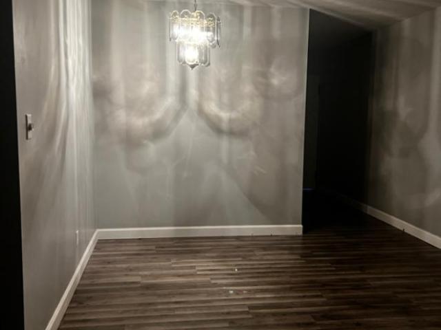 2 Br, 1 bath, Condo 20333 Detroit Rd