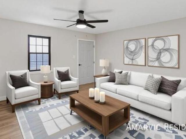 2 Br, 1 bath, Condo 2048 Godwin Ln