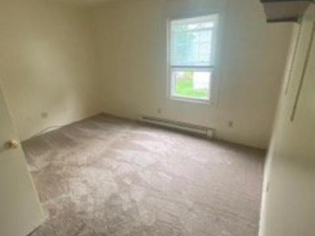 2 Br, 1 bath, Condo 207 Cunningham Street
