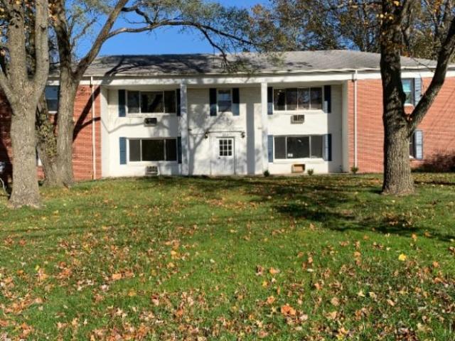 2 Br, 1 bath, Condo 209 Kenridge Ave