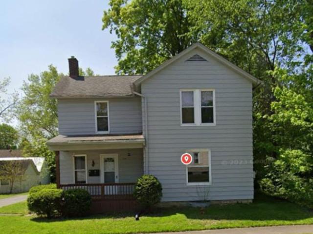 2 Br, 1 bath, Condo 209 W 3rd St