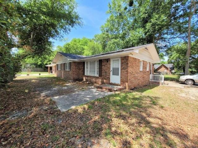 2 Br, 1 bath, Condo 20 Baker St
