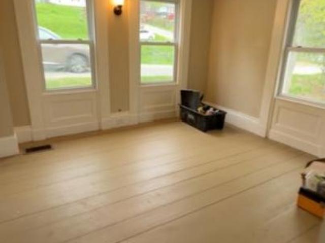 2 Br, 1 bath, Condo 20 Canal St