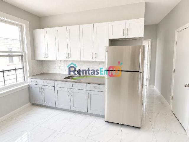 2 Br, 1 bath, Condo 20 Ellis Ave