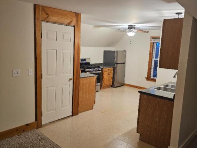 2 Br, 1 bath, Condo 20 Forest St