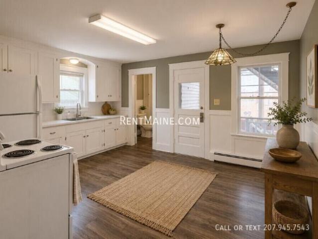 2 Br, 1 bath, Condo 20 Monroe St
