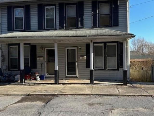 2 Br, 1 bath, Condo 20 N 6th St