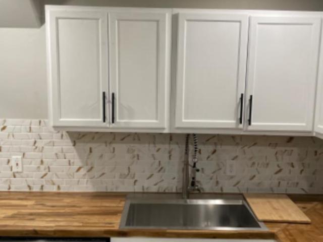2 Br, 1 bath, Condo 2106 Stonewall Street