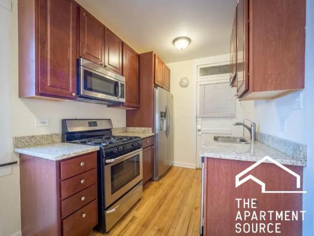 2 Br, 1 bath, Condo 2108 West Ainslie St