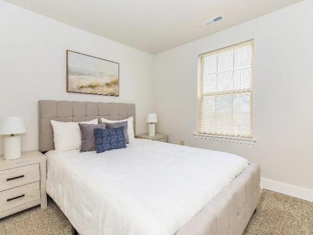 2 Br, 1 bath, Condo 2101 Reamer Dr