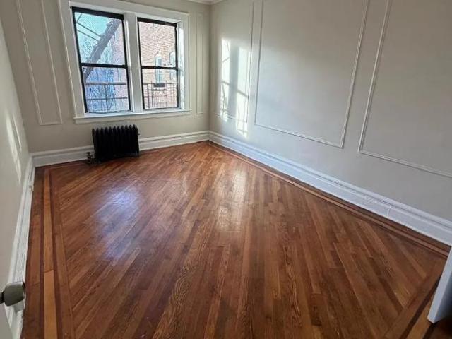 2 Br, 1 bath, Condo 210 Roseville Ave