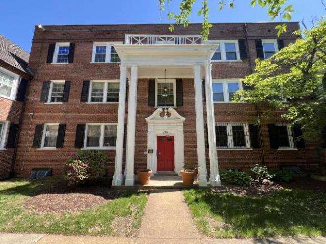 2 Br, 1 bath, Condo 2114 Suitland Terrace SE