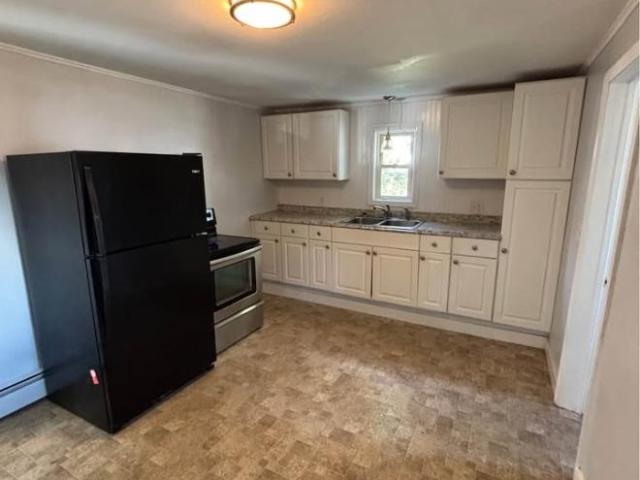 2 Br, 1 bath, Condo 211 Hill Street