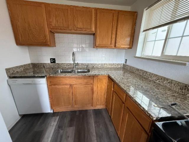 2 Br, 1 bath, Condo 211 S Brentwood St