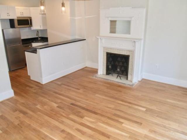 2 Br, 1 bath, Condo 2125 N St NW
