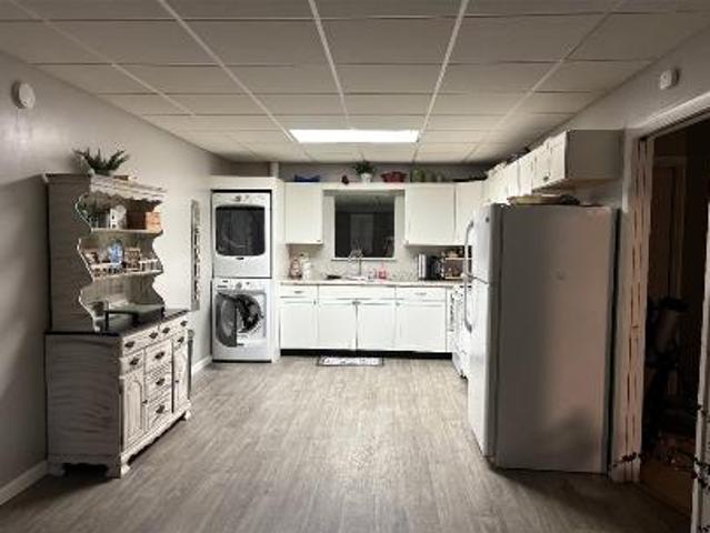 2 Br, 1 bath, Condo 21260 State Route 676