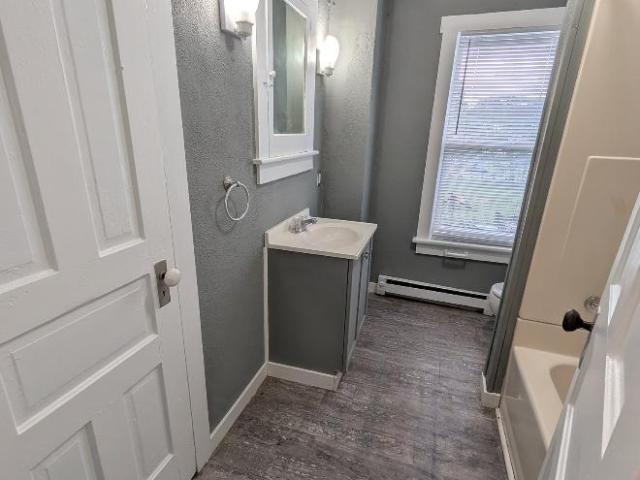 2 Br, 1 bath, Condo 212 S Front Street